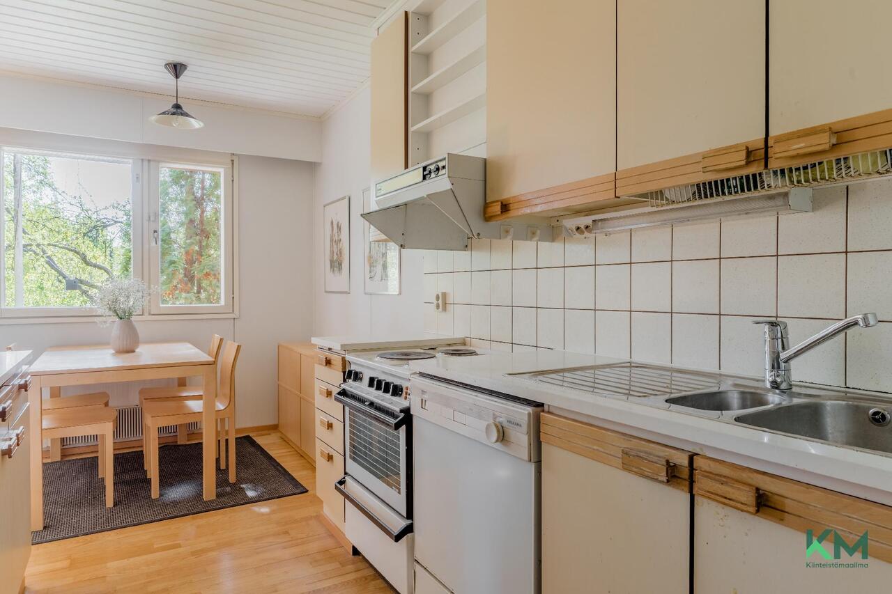 Myydään Rivitalo, 3 huonetta - Helsinki, Vartiokylä, Sauramatie 7 - Etuovi.com 1380310