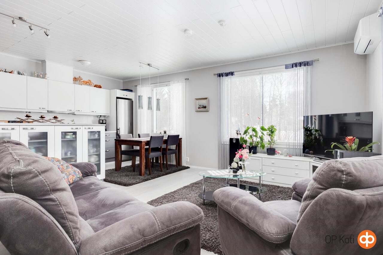 Myydään Rivitalo, 3 huonetta - Ylivieska, , Trombikuja 5 A - Etuovi.com 592498