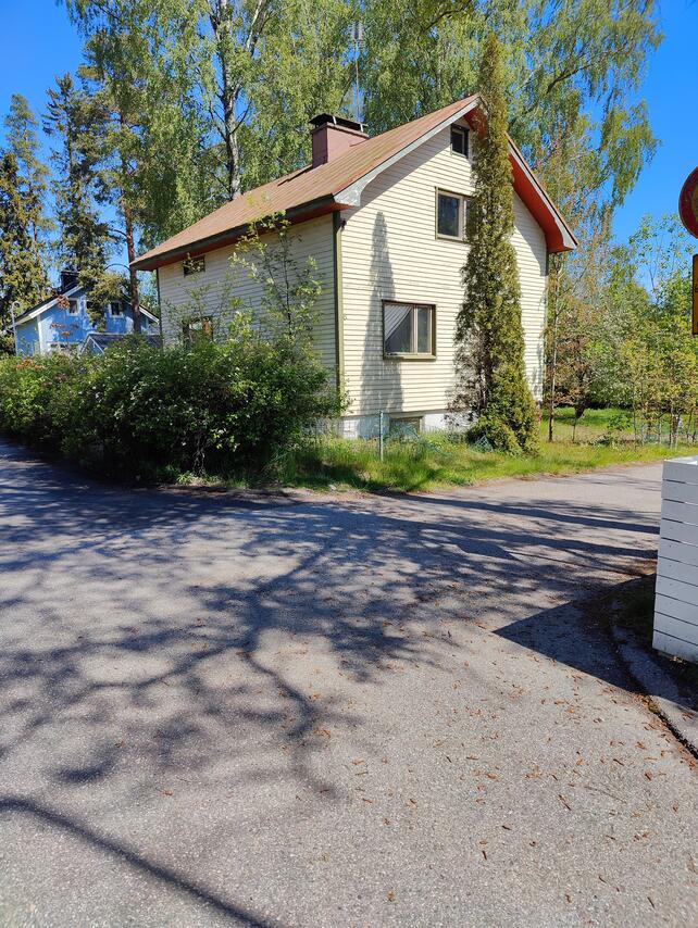 Myydään Omakotitalo, 4 huonetta - Helsinki, , Ahdekaunokintie 6 - Etuovi.com 80415819