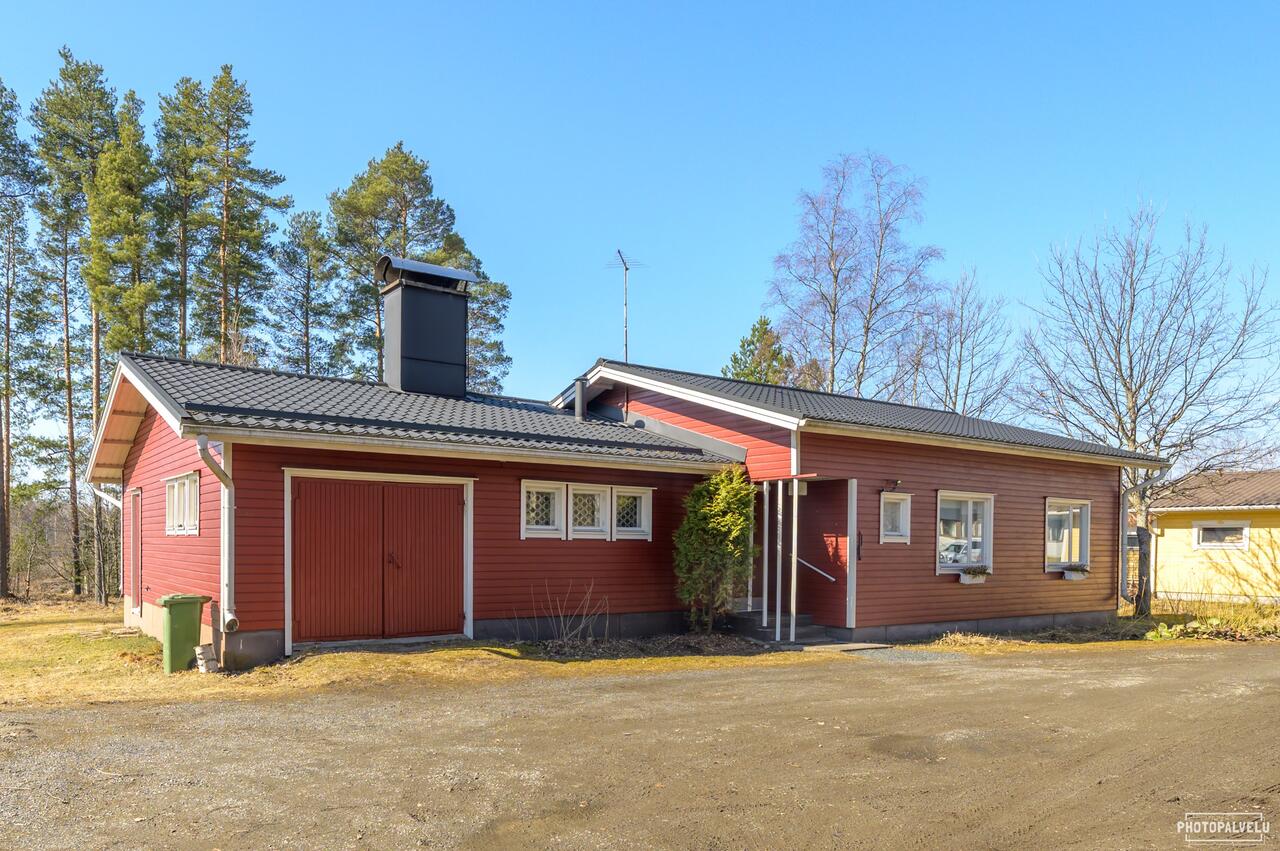 Myydään Omakotitalo, 3 huonetta - Ylivieska, Alpuminkangas, Tiemestarintie 7 - Etuovi.com 80400529