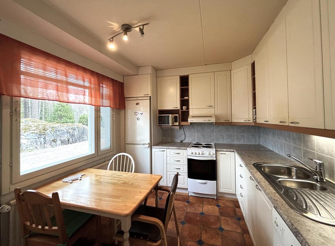 Myydään Rivitalo, 3 huonetta - Jämsä, Halli, Karoliinantie 2 as - Etuovi.com 603119