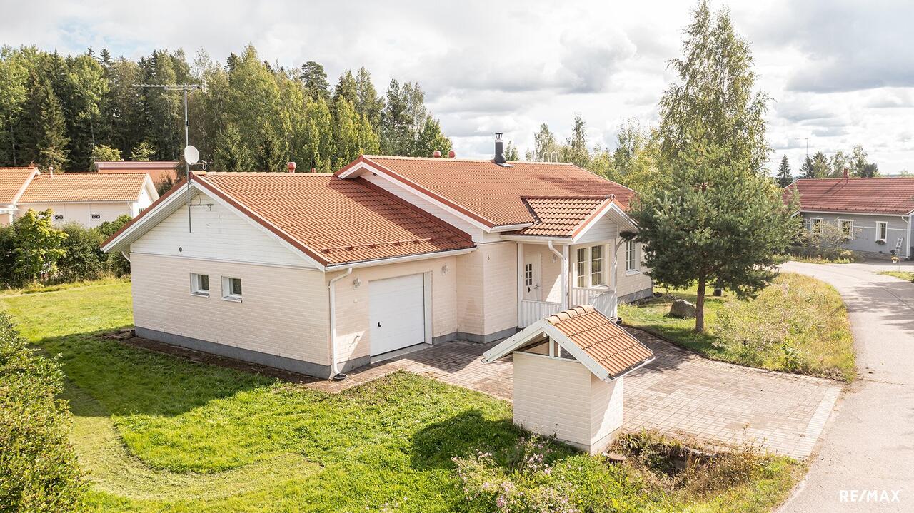 Myydään Omakotitalo, 3 huonetta - Pukkila, , Niittykaari 6 - Etuovi.com 80439139