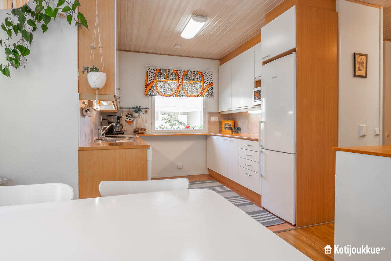 Myydään Rivitalo, 4 huonetta - Vaasa, Melaniemi, Valokaarenkatu 12 - Etuovi.com 20993791