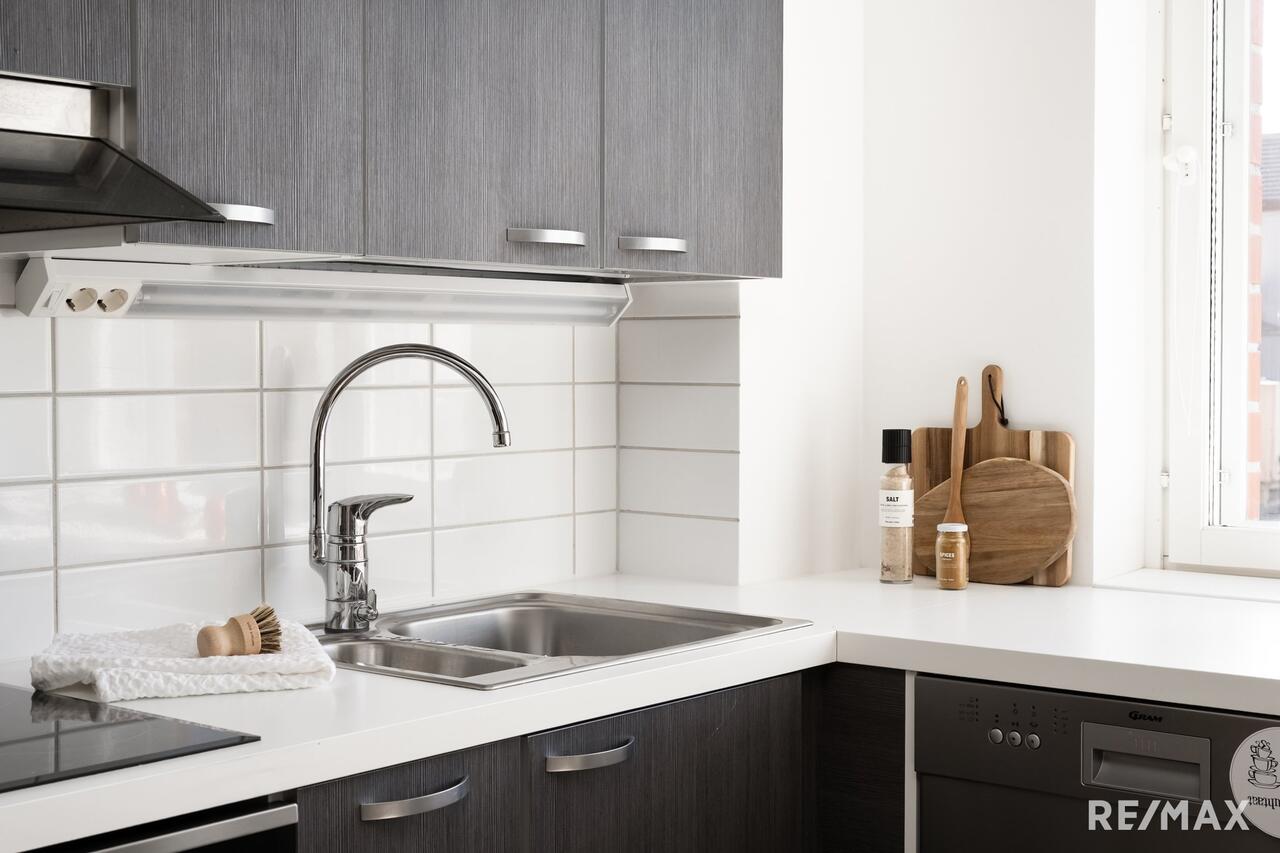 Myydään Kerrostalo, 3 huonetta - Helsinki, Haaga, Yhteiskouluntie 1 B ...