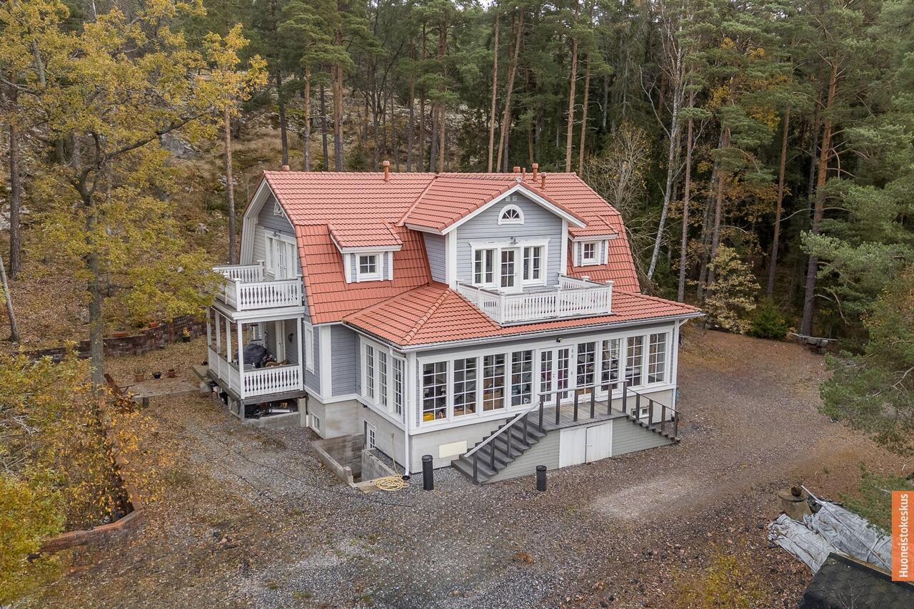 Myydään Omakotitalo, Yli 5 huonetta - Turku, Hirvensalo, Lehtohaankuja ...