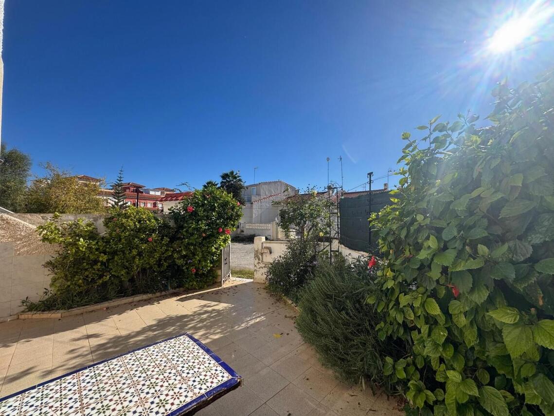 Myydään Rivitalo, 3 huonetta - Torrevieja, Torreta III, Calle Diego ...