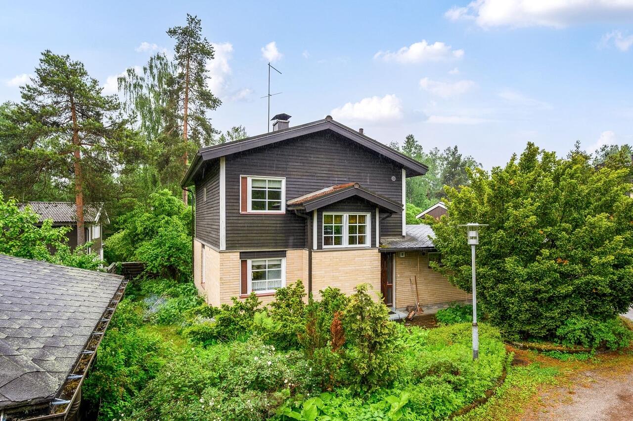 Myydään Erillistalo, 5 huonetta - Espoo, Karakallio, Leppälinnunrinne 9 ...