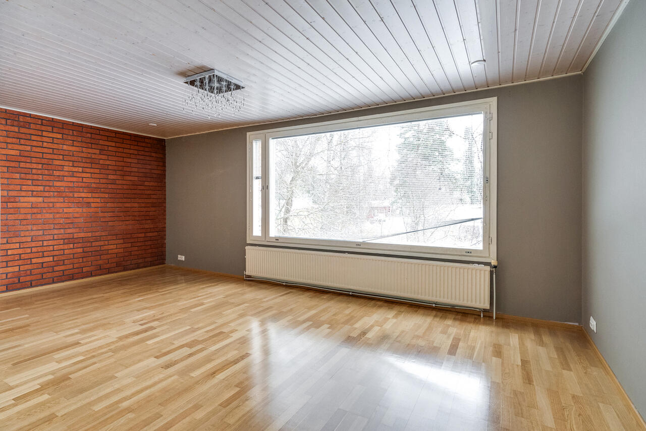 Myydään Omakotitalo, Yli 5 huonetta - Kangasala, Huhmari, Huhmarintie 9 ...