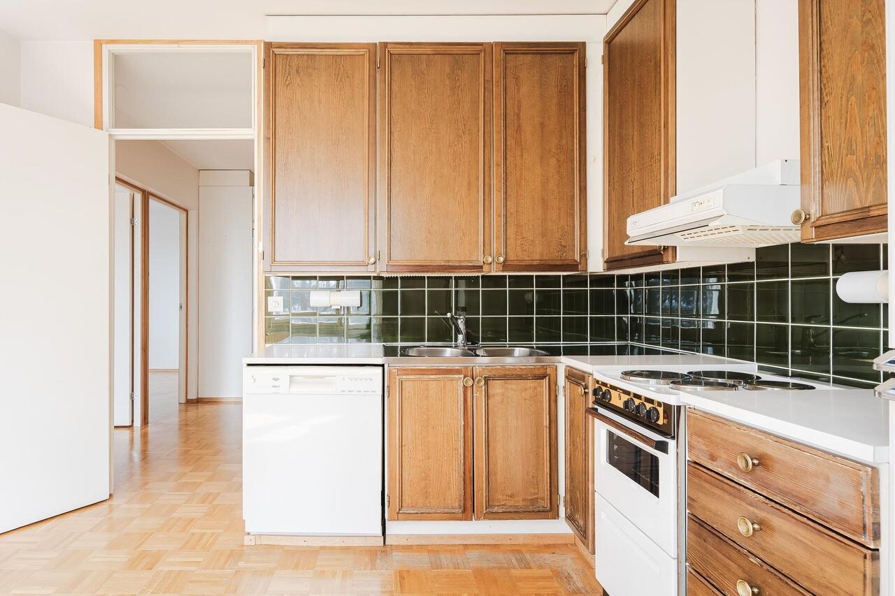 Myydään Kerrostalo, Kaksio - Helsinki, Haaga, Kuparitie 14-16 E ...