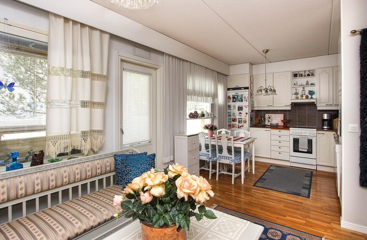 Myydään Rivitalo, Kaksio - Hyvinkää, Mustamännistö, Ahdenkallionkatu 7 ...