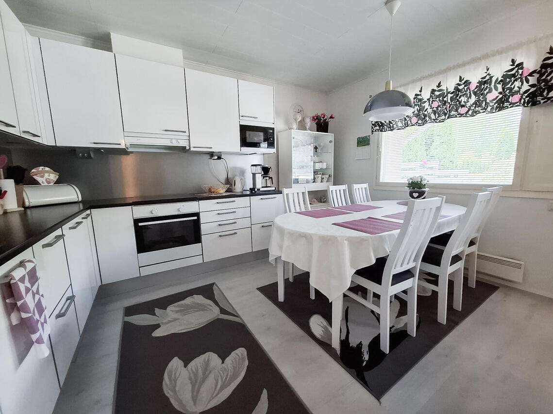 Myydään Rivitalo, 3 huonetta - Pori, Kalaholma, Säkkijärventie 22 - Etuovi.com 21253318