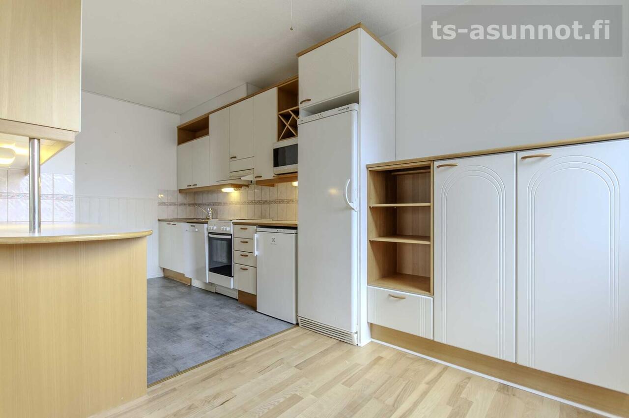 Myydään Kerrostalo, 3 huonetta - Turku, Varissuo, Hintsa Knaapin katu 6 ...