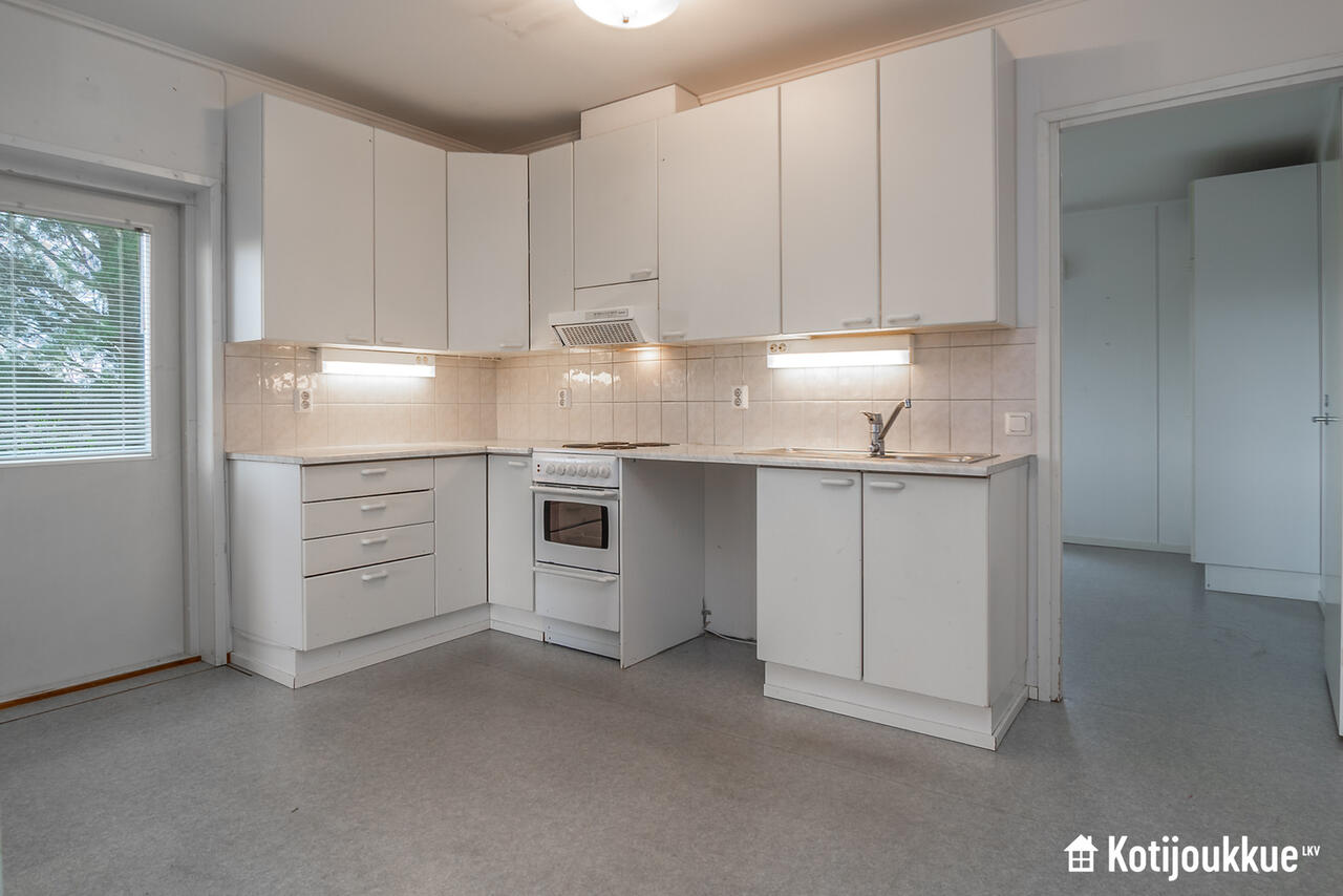 Myydään Omakotitalo, Yli 5 huonetta - Laihia, Maunula, Maunulantie 12 ...