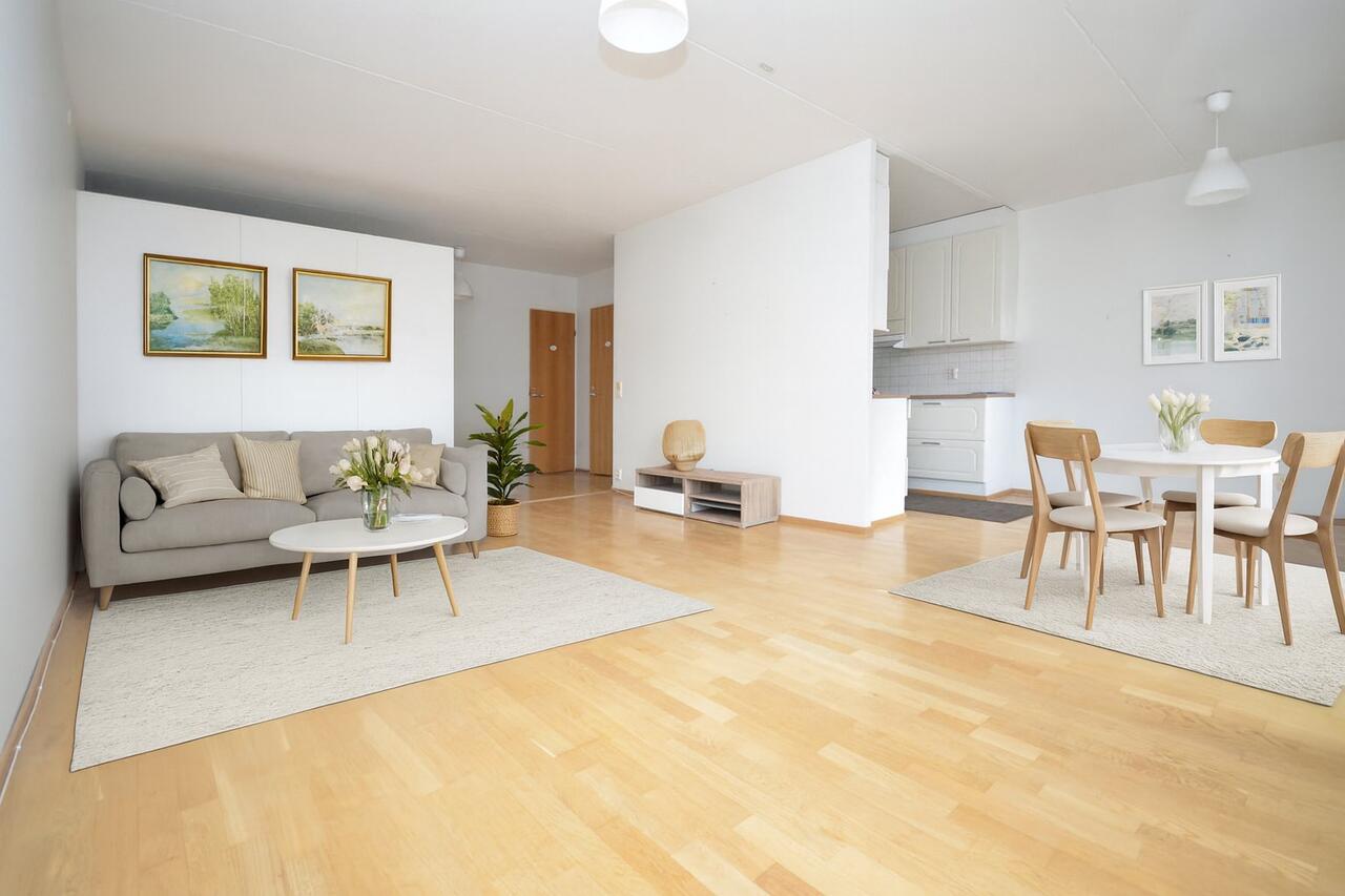 Myydään Kerrostalo, 3 huonetta - Espoo, Tuomarila, Kaksoiskiventie 49 B ...