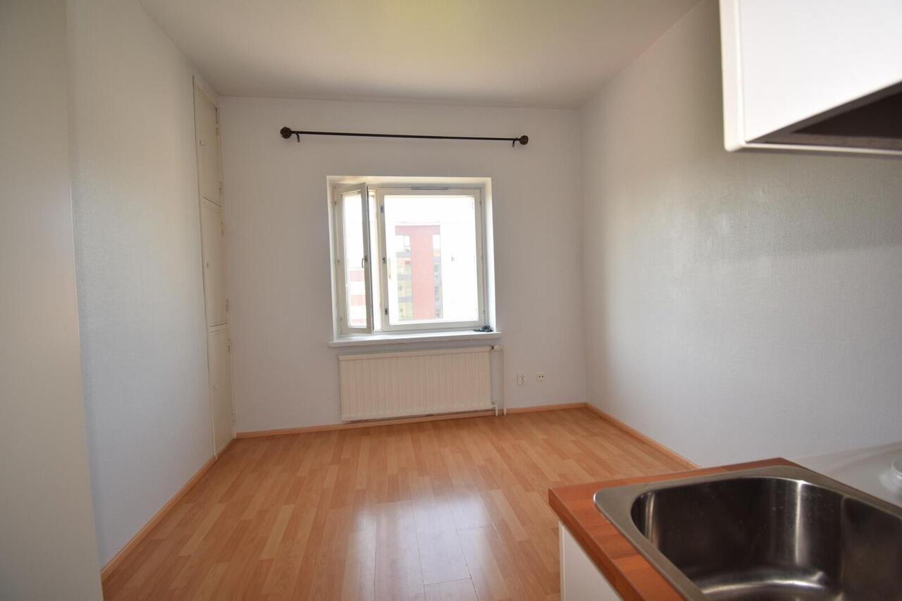 Myydään Kerrostalo, Yksiö - Pori, Itätulli eli 5. kaupunginosa, Varvinkatu 15 - Etuovi.com 20431648