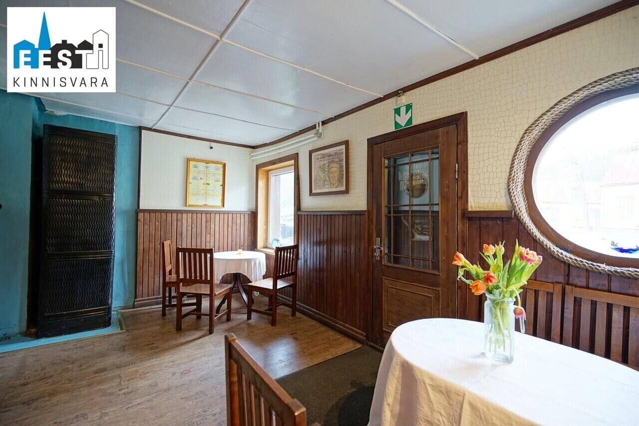 Myydään Omakotitalo, Yli 5 huonetta - Pärnu linn, Tõstamaa alevik ...