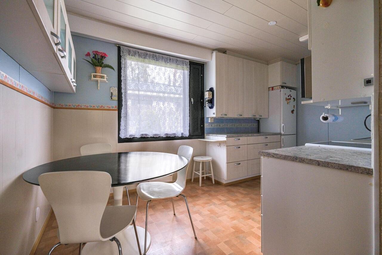 Myydään Omakotitalo, 5 huonetta - Vantaa, Päiväkumpu, Leankuja 2c ...