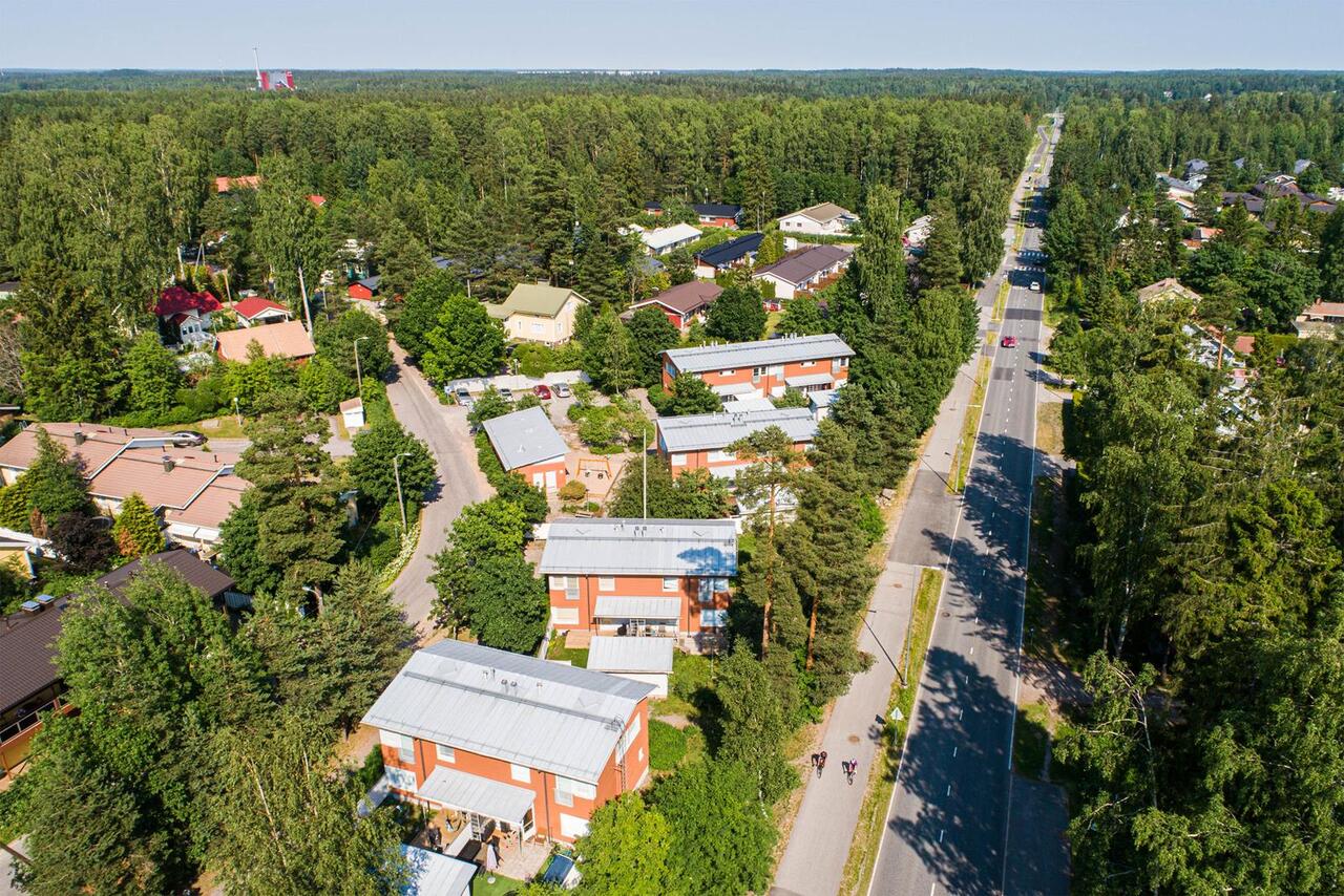 Myydään Paritalo, 5 huonetta - Vantaa, Leppäkorpi, Hirvitie 1 - Etuovi ...