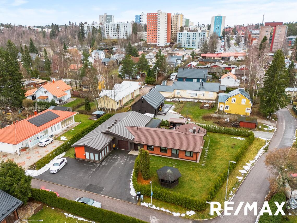 Myydään Omakotitalo, 5 huonetta - Vantaa, Rekola, Heikaksenkuja 1 ...