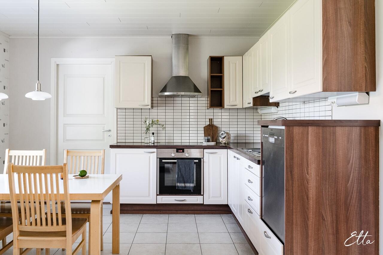 Myydään Omakotitalo, 5 huonetta - Turku, Hirvensalo/Haarla, Kommonkatu ...