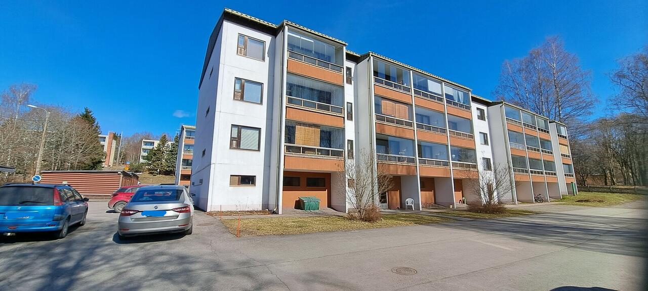 Myydään Kerrostalo, 4 huonetta - Kouvola, Voikkaa, Voikkaantie 18 ...