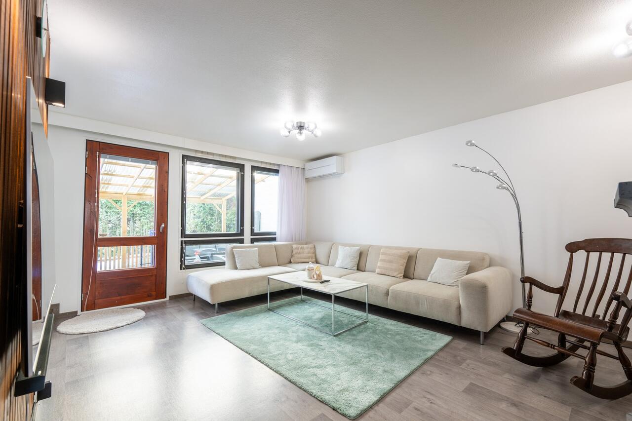 Myydään Paritalo, 3 huonetta - Vantaa, Ruskeasanta, Lupiinikuja 9 E ...