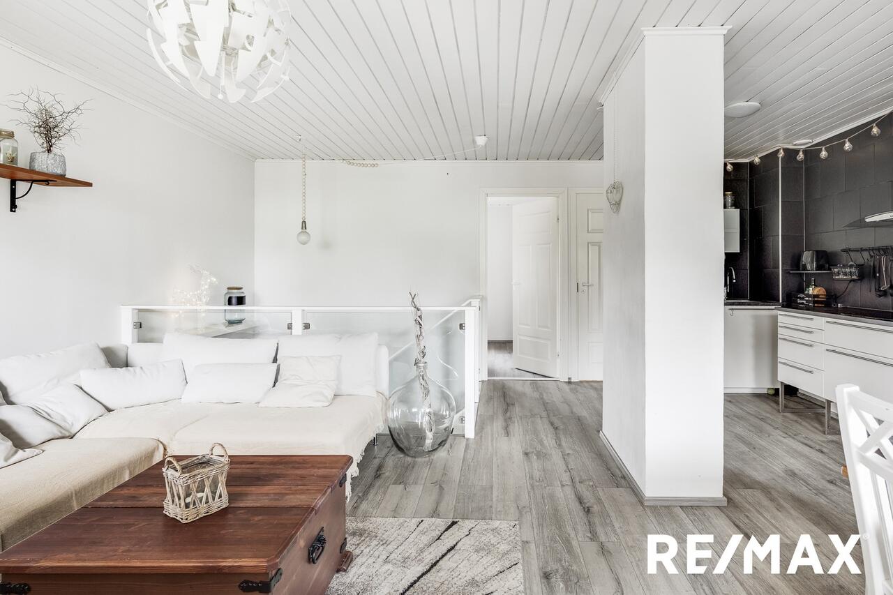 Myydään Paritalo, 4 huonetta - Vantaa, Ylästö, Marjakuja 3 A - Etuovi ...