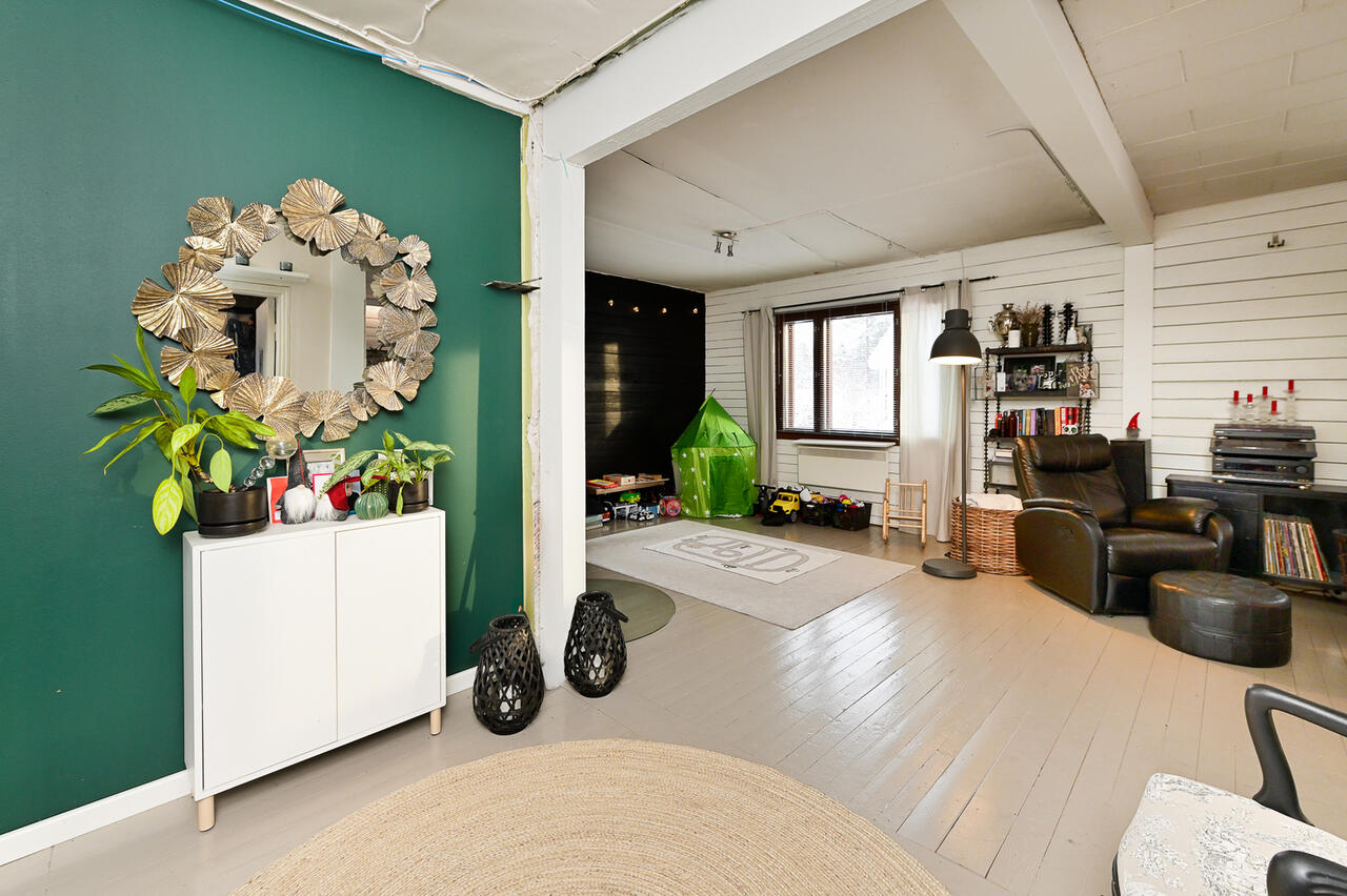 Myydään Omakotitalo, 4 huonetta - Hyvinkää, Mustamännistö ...