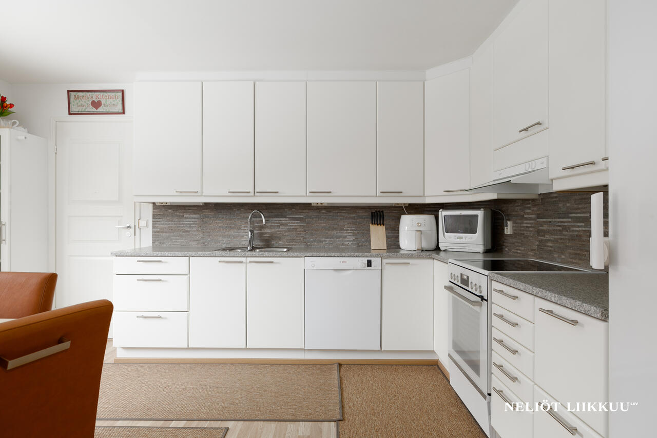 Myydään Paritalo, 4 huonetta - Vantaa, Viertola, Osmankäämintie 20 ...