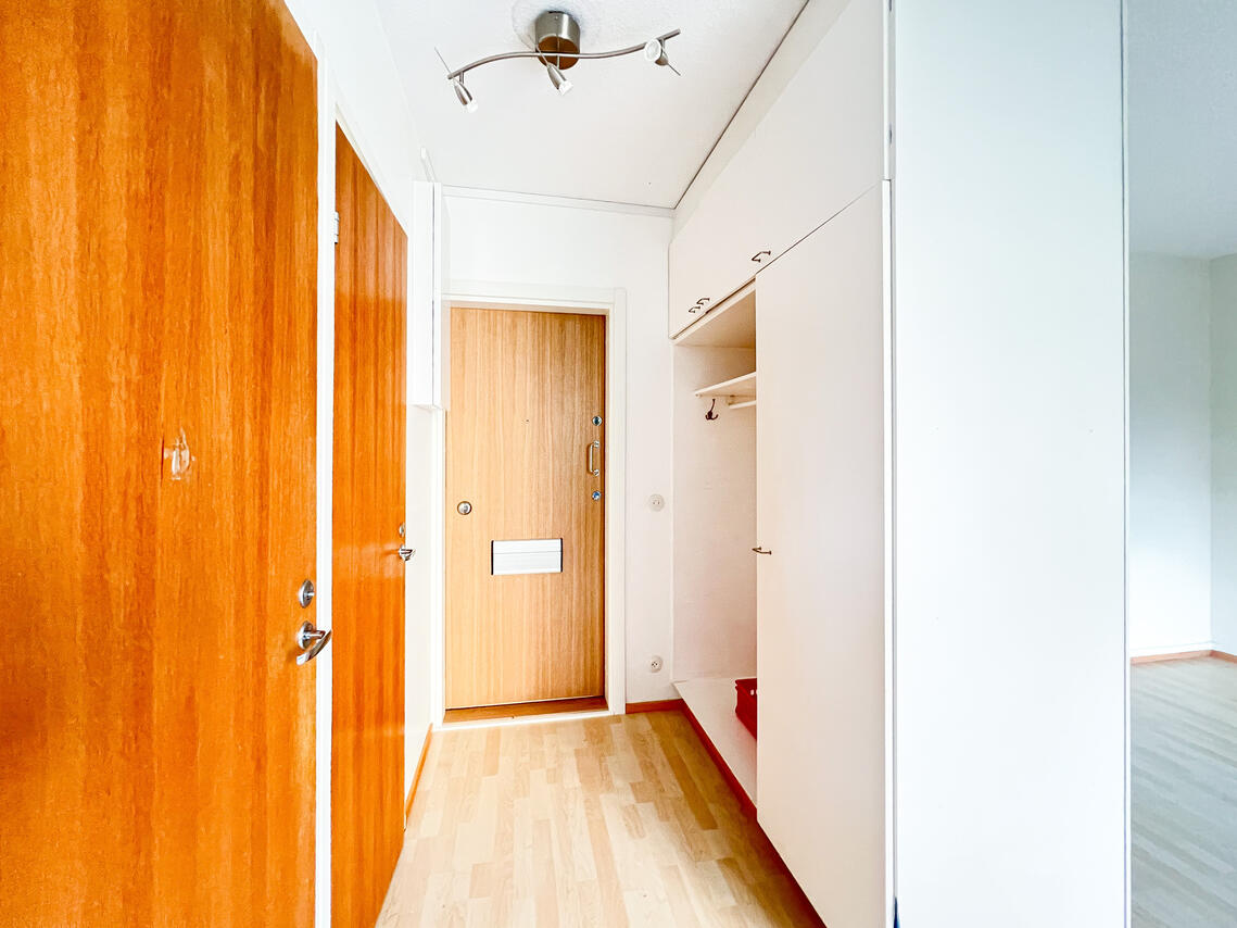 Vuokrataan Kerrostalo Yksiö - Espoo Olari Puolikuu 1 A