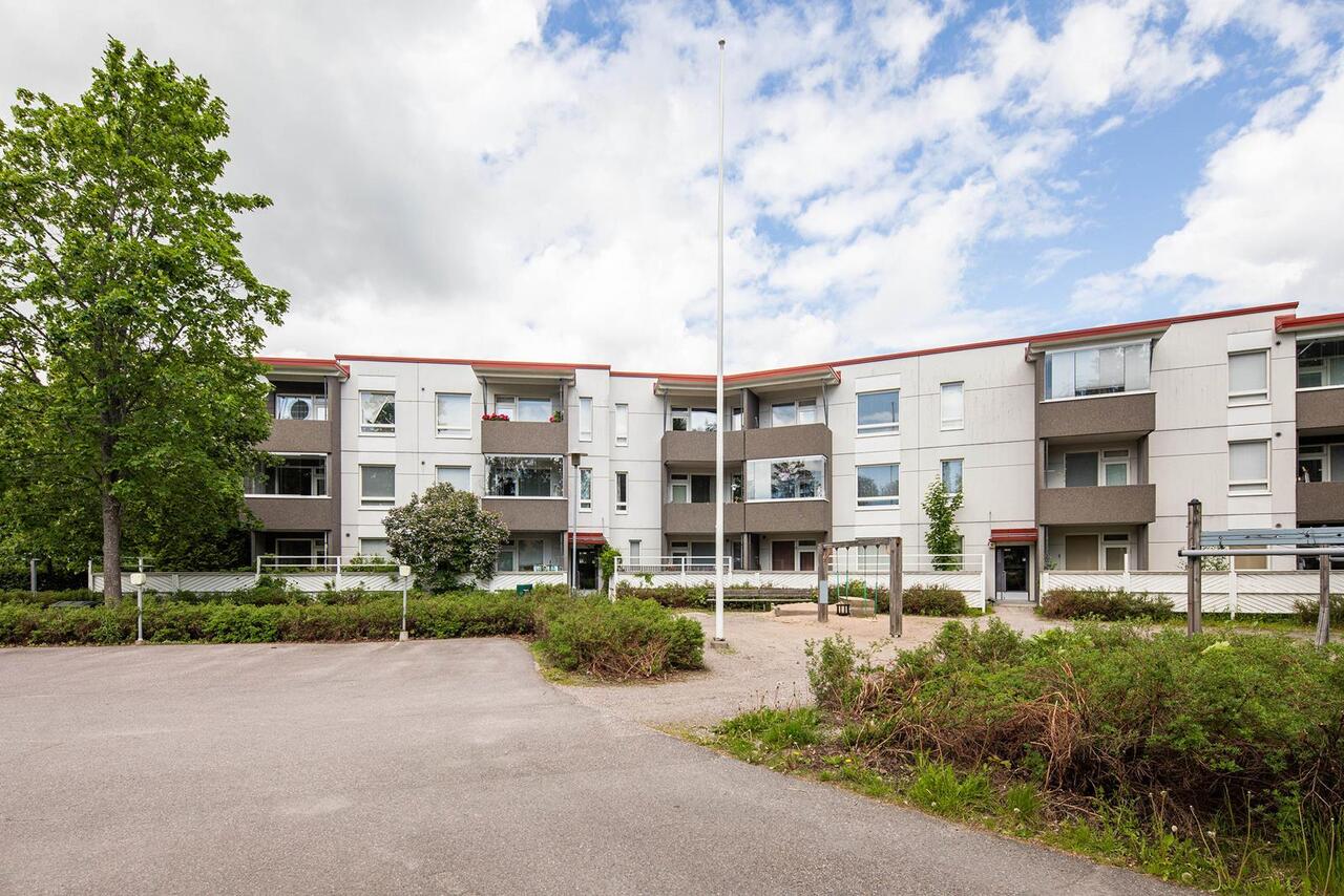 For sale Block of flats 1 bedroom - Espoo Tuomarila Puistotie 2-4