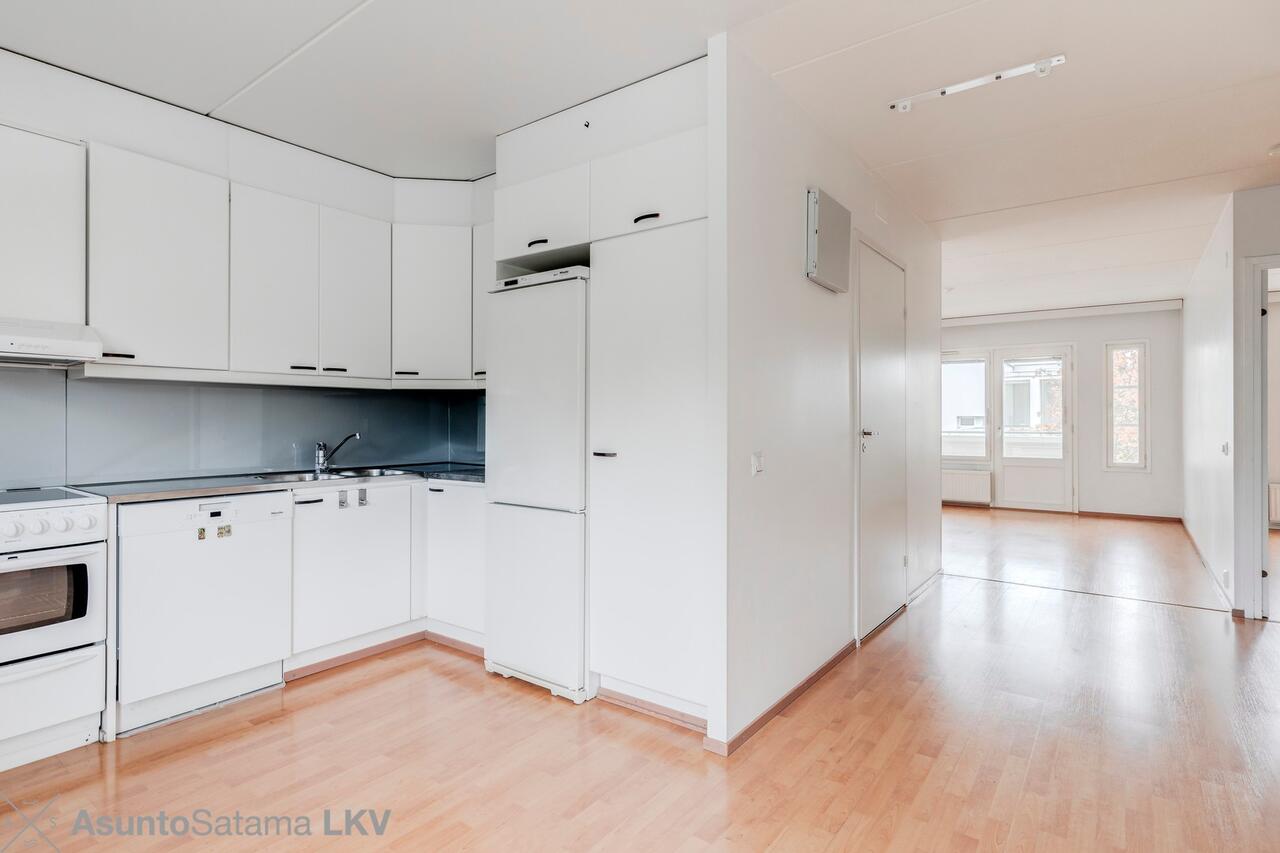 For sale Block of flats 2 bedrooms - Helsinki Meri-Rastila Prammikuja 2 B
